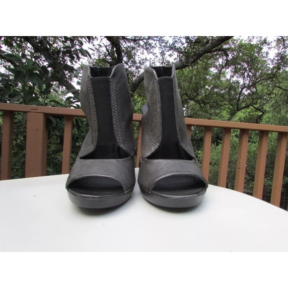 7 For All Mankind | Shoes | 7 For All Mankind Mariah Green Open Toe ...